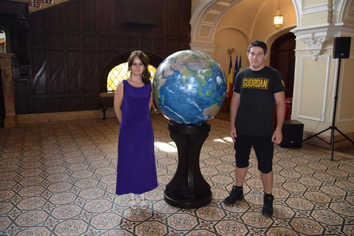 Large World Globes - The Most Expensive Globes for Sale