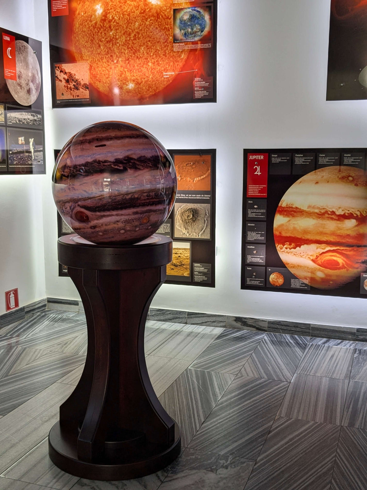 Jupiter Globe Ultra HD – Stunning James Webb Space Globe |Buy Solar ...